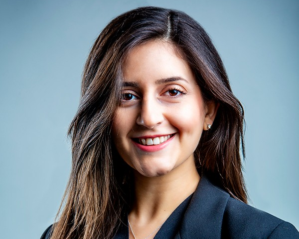 Psychologist Lands Consulting Job At EY After Master's In Management ...