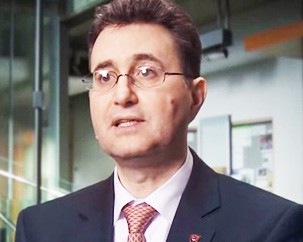 Mourad Debbabi talks to Le Devoir - Concordia University