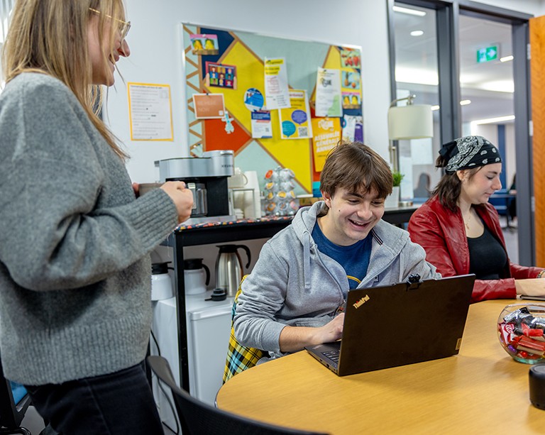 The Centre pour étudiant·es francophones helps students transition to ...