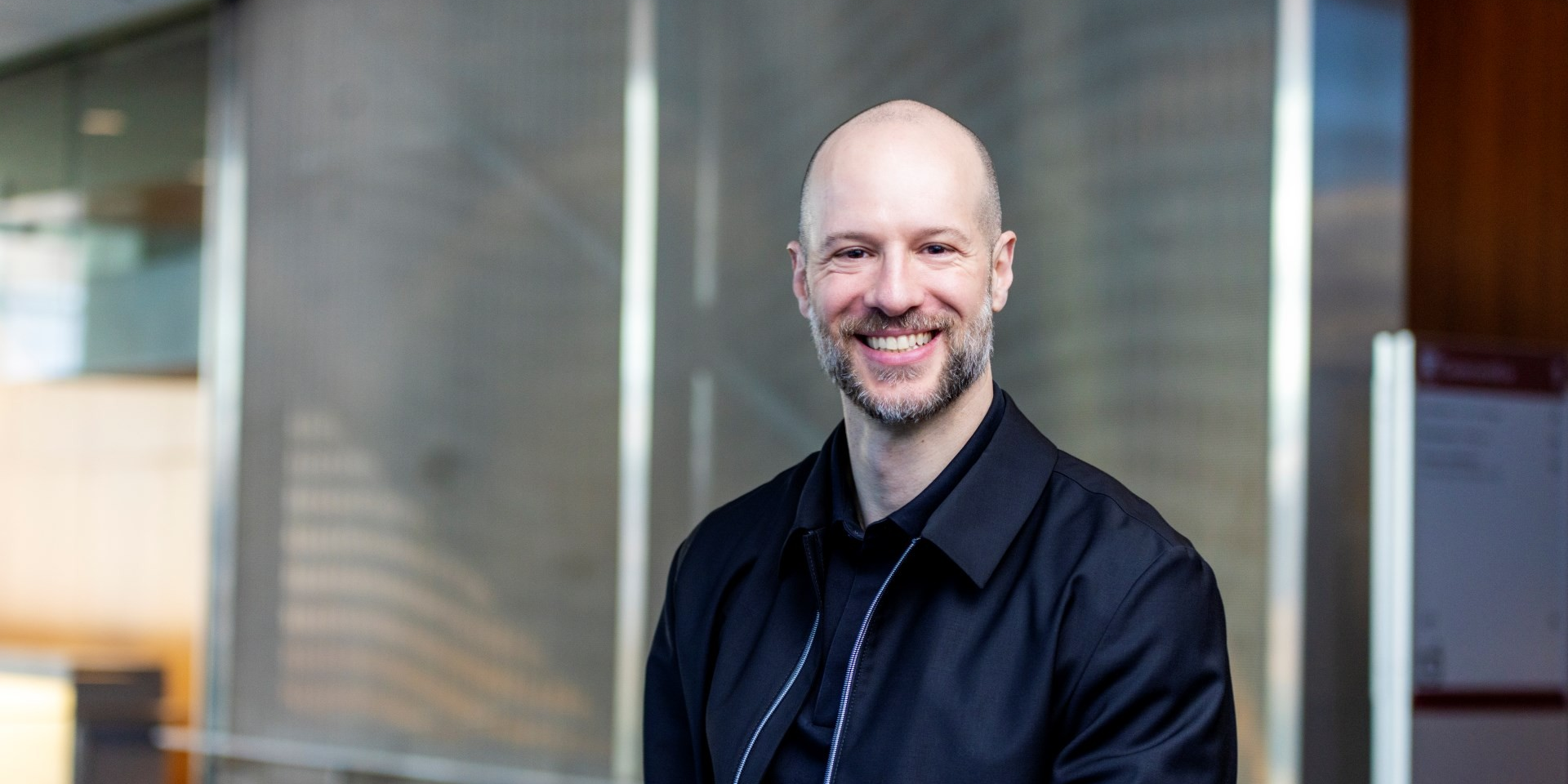 Un besoin d’authenticité a incité la haute couture à s’ouvrir à la mode ...