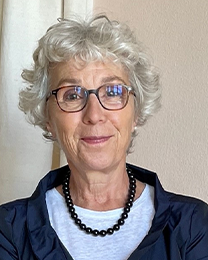 Travelling for the Global Revolution: Women and Men Working for the ...